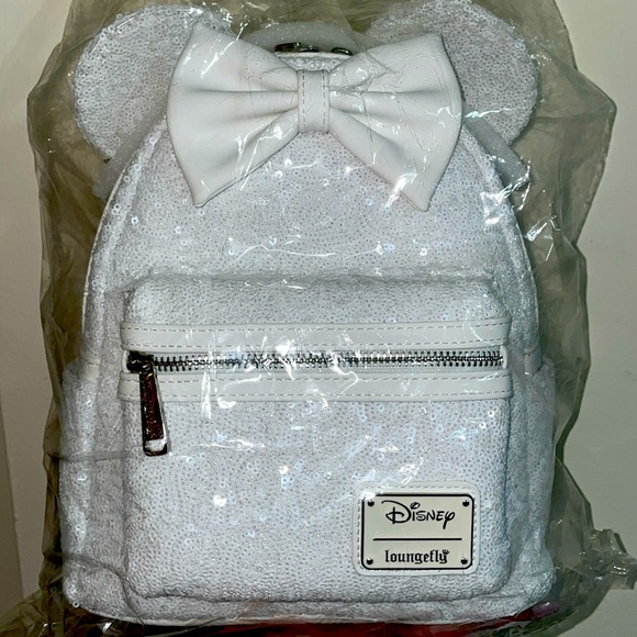 Loungefly | Bags | 24hr Drop Loungefly Sequin Minnie Ear White Wedding ...
